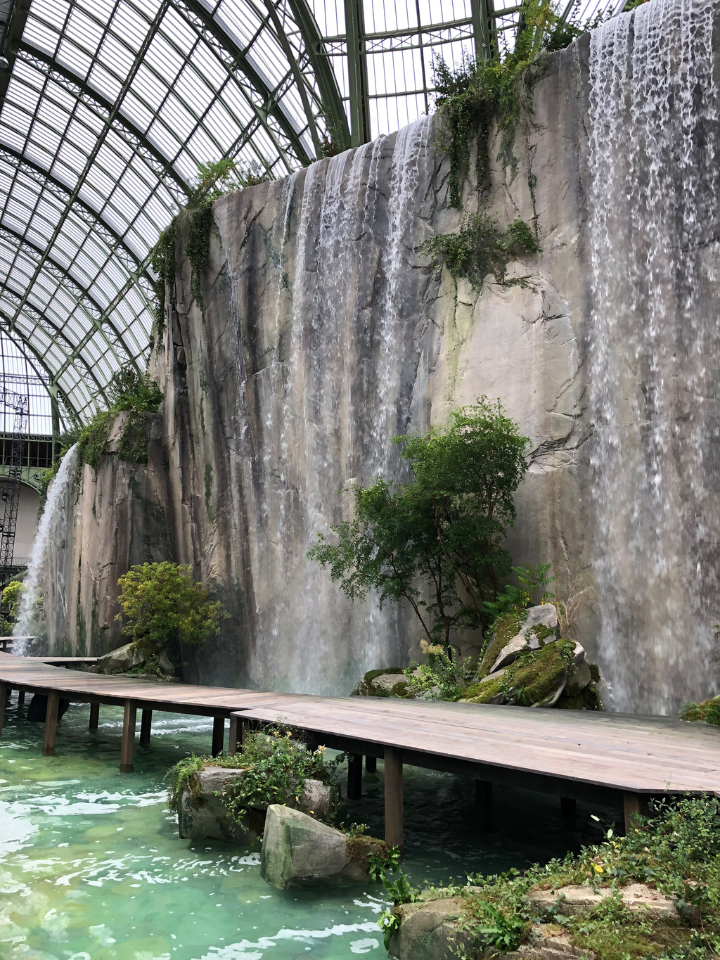 CHANEL - Les cascades — Atelier Devineau