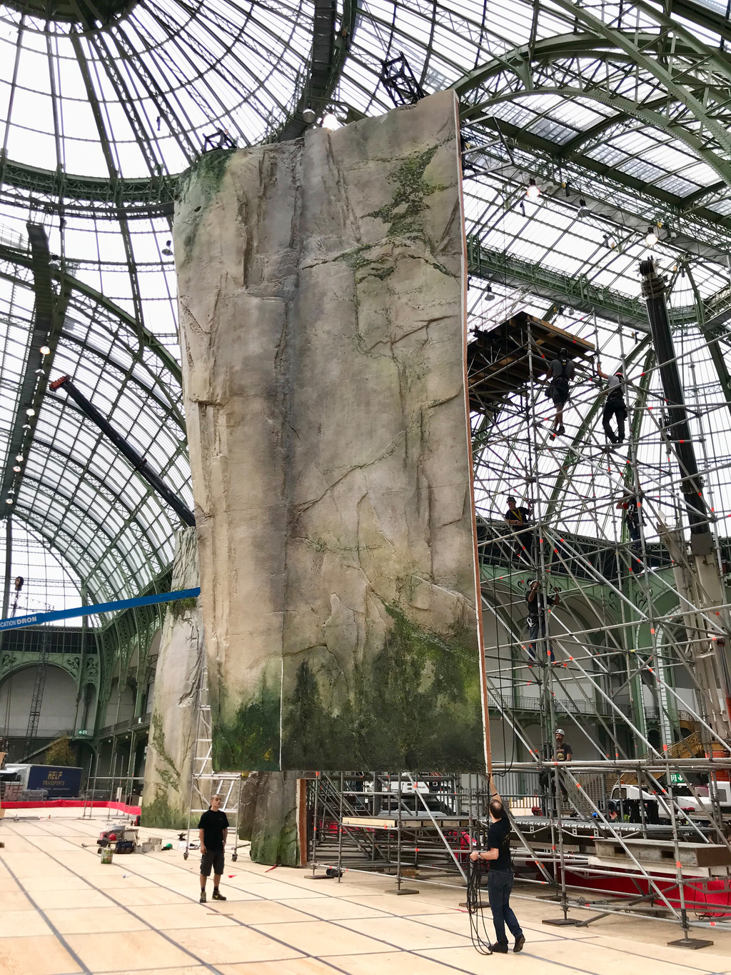 CHANEL - Les cascades — Atelier Devineau